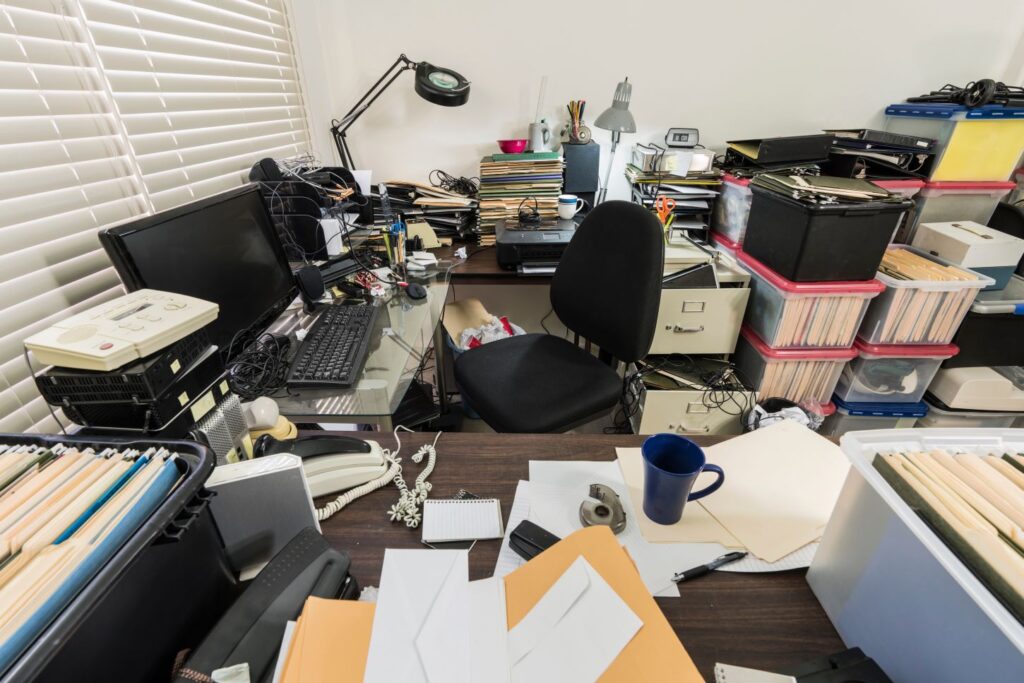 How to Keep Your Desk and Work Area Clutter-Free - Quick and Dirty Tips